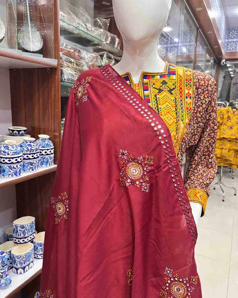 Sindhi Balochi Embroidered Chadar